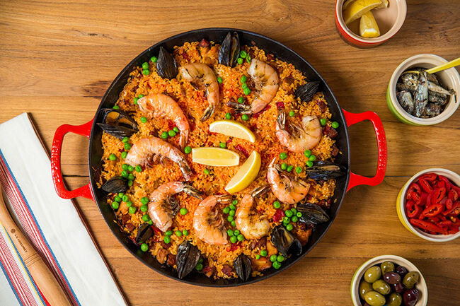 Paella Roja - Recipe | Le Creuset