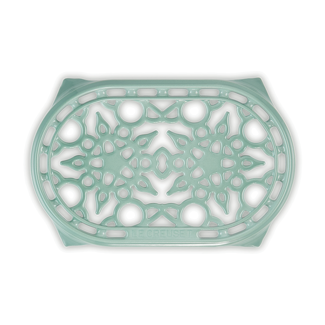 Deluxe Oval Trivet - Enamelled Cast Iron Trivet | Le Creuset