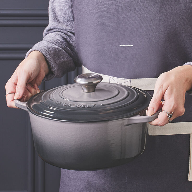 Round Dutch Oven - Round French Oven | Le Creuset
