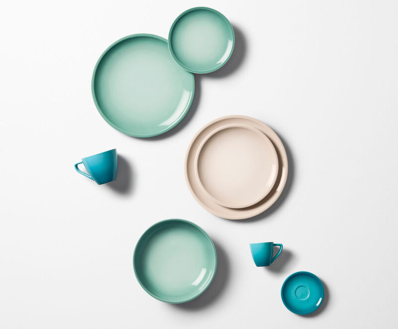 Set of 4 Minimalist Stoneware Dessert Plates | Le Creuset | Le Creuset ...