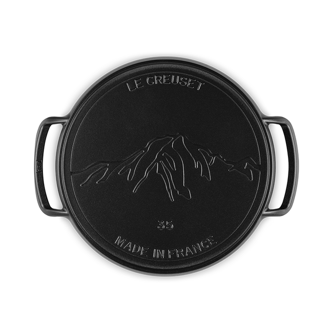 Alpine Outdoor Collection Round Pizza Pan | Le Creuset