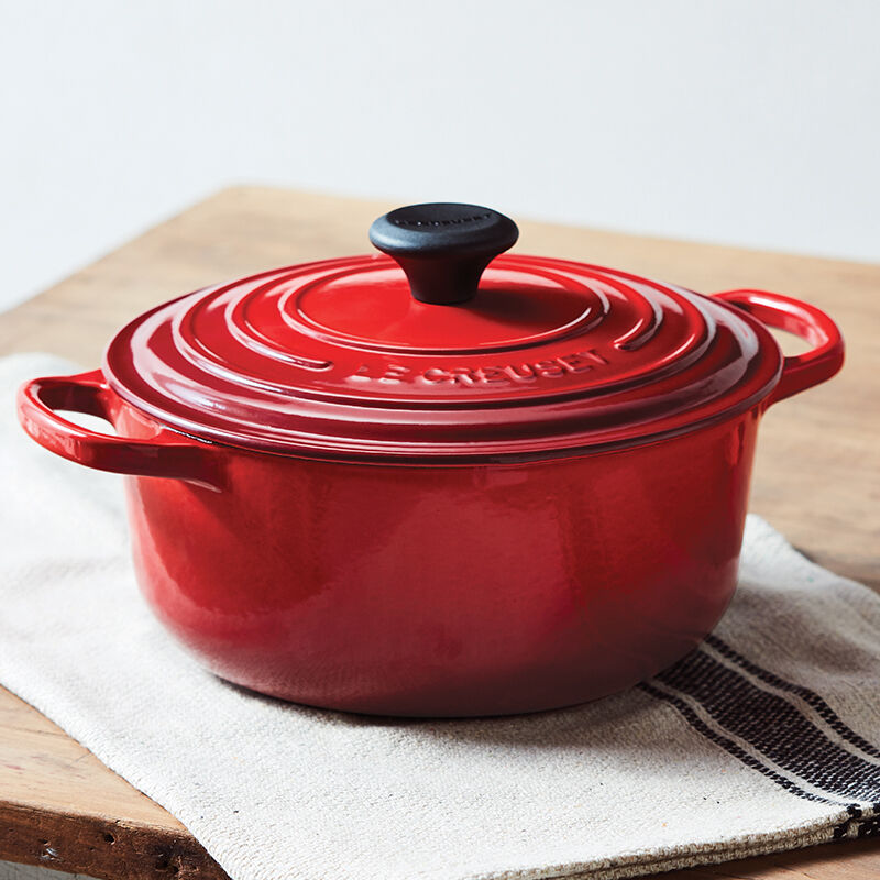 Round Dutch Oven - Round French Oven | Le Creuset