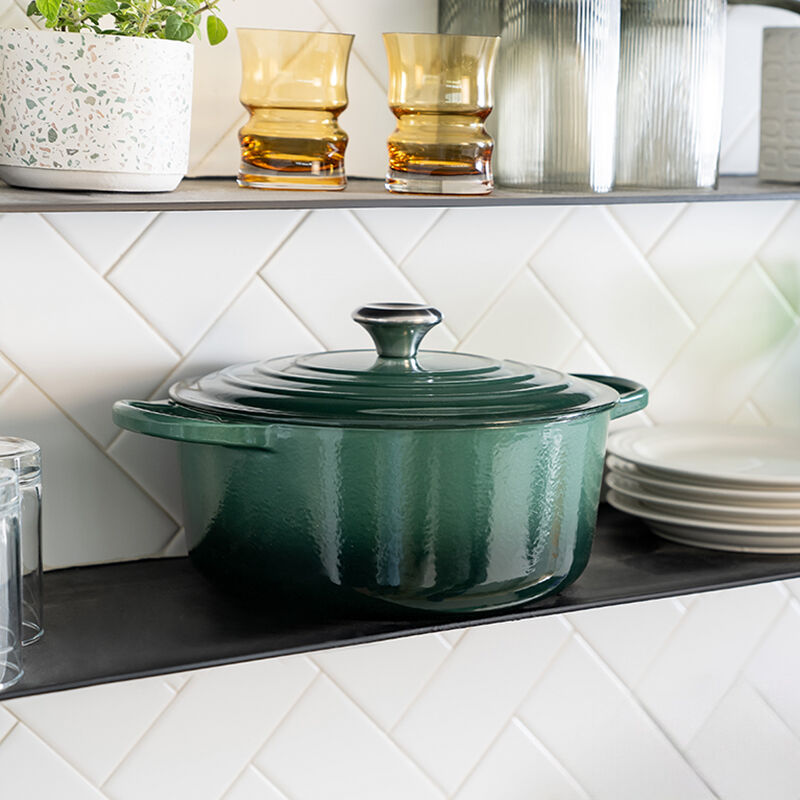 Round Dutch Oven - Round French Oven | Le Creuset