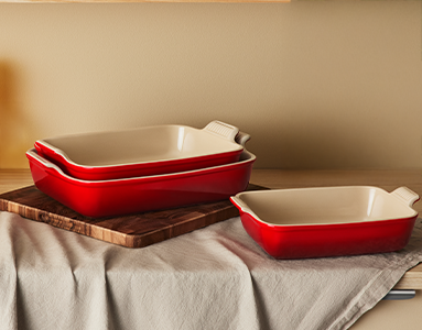 What is Searing? - Definition of Searing | Le Creuset