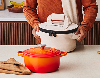 What is a Simmer? - Definition of a Simmer. | Le Creuset