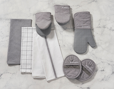 What is Blanching? - Definition of Blanching | Le Creuset