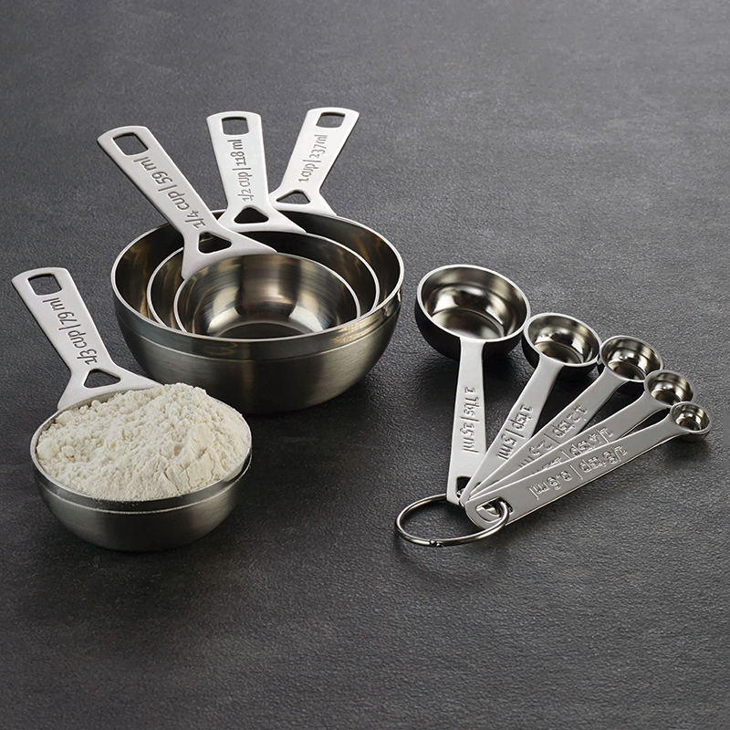 Creamy Chicken and Spinach | Le Creuset