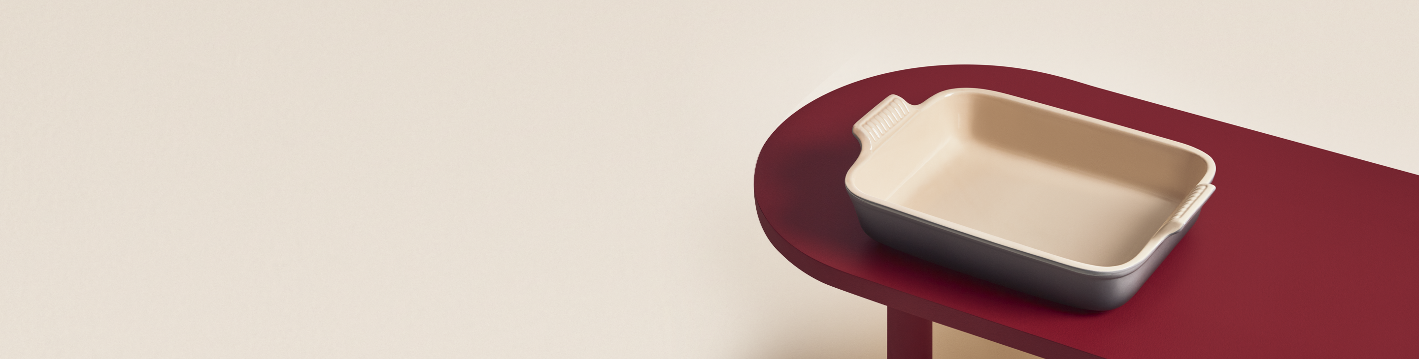 Bakeware Sets: Stoneware & Stainless Steel | Le Creuset